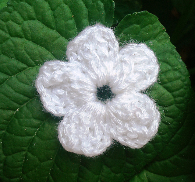 Ravelry: Tickle Your Nose pattern by Lisa Gentry