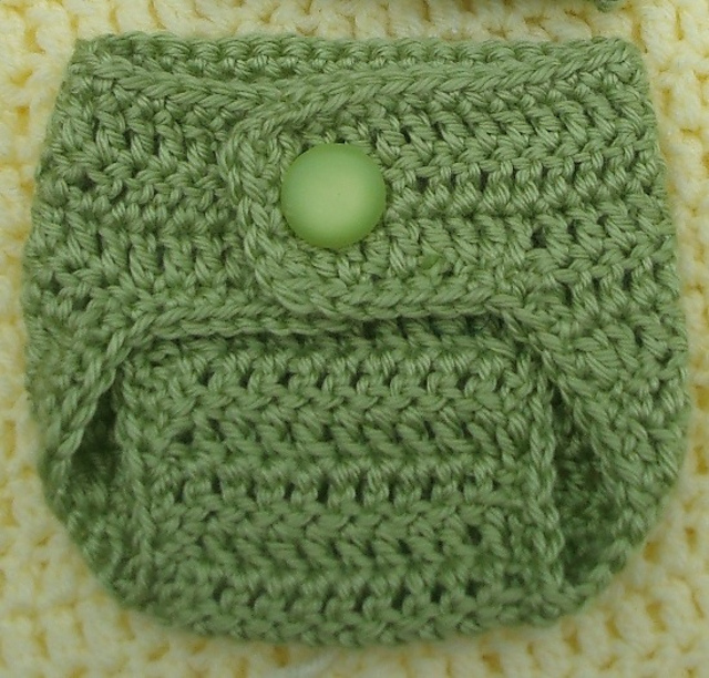 Ravelry: Nappy Wrap pattern by Lisa Gentry