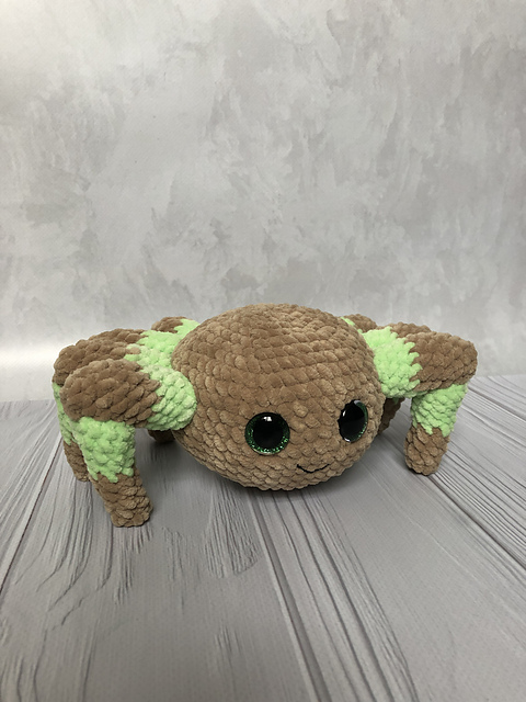 Ravelry: Spider plush pattern by Elena Spiridonova