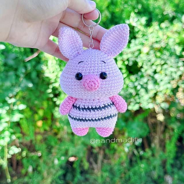 Ravelry: Piglet Keychain pattern by Trang Minh