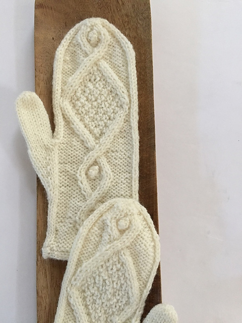 Ravelry: Fresh Snow pattern by Cheryl Toy