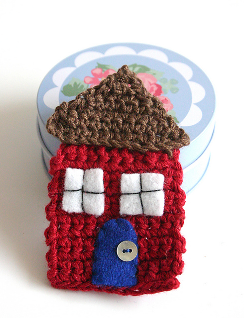 Ravelry: Little House Applique pattern by Little Doolally