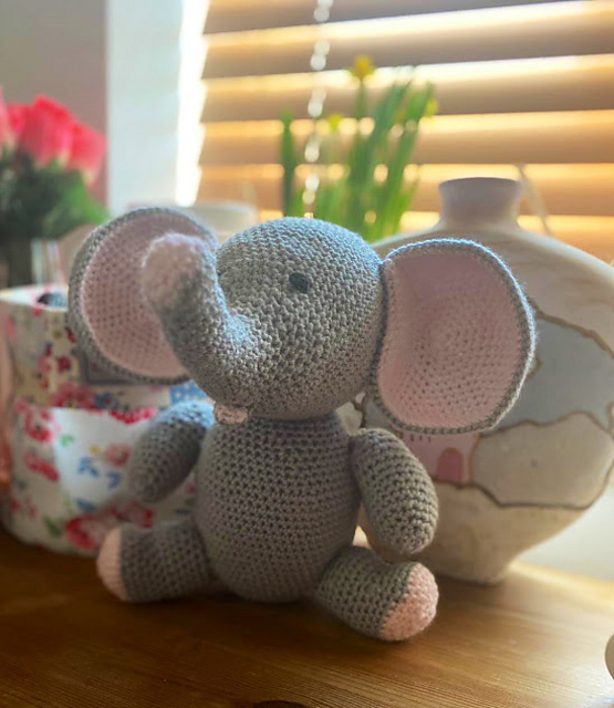 Ravelry: Rara the Elephant pattern by Lucy Rivers, Little Festive Knits