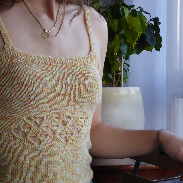 Ravelry: Liv's Butterfly Top pattern by Livia Oberem