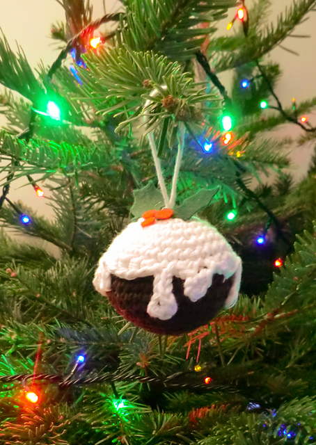 Ravelry: Christmas pudding pattern by Liz Ward