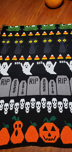 Ravelry: Halloween Mosaic Blanket pattern by Mirian Valencia