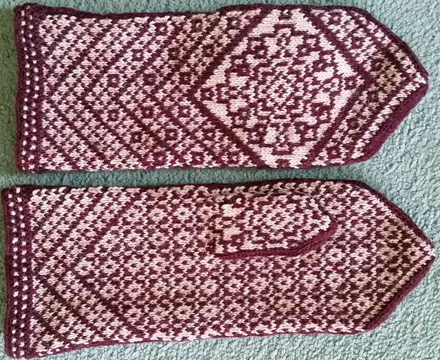 Ravelry: Diamond Mandala Mittens pattern by Liz Stasiak