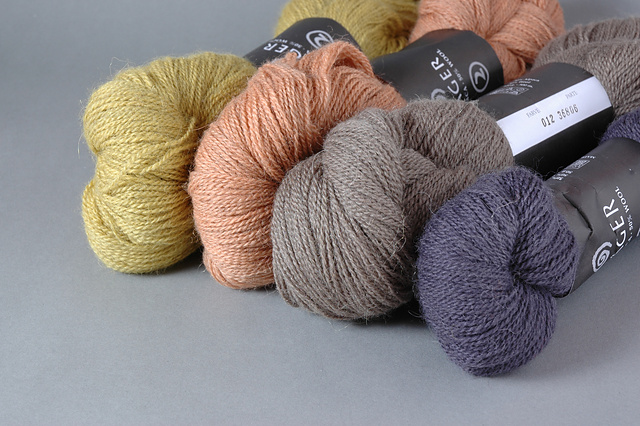 Ravelry: Isager Yarn Tvinni