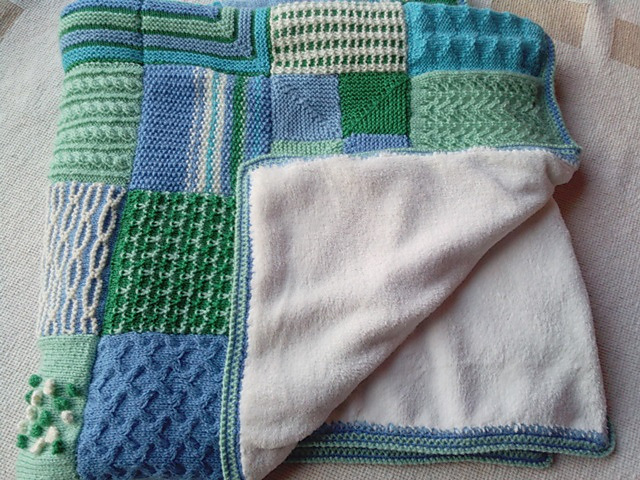 Ravelry: Lndyf's Knitted Blocks Throw