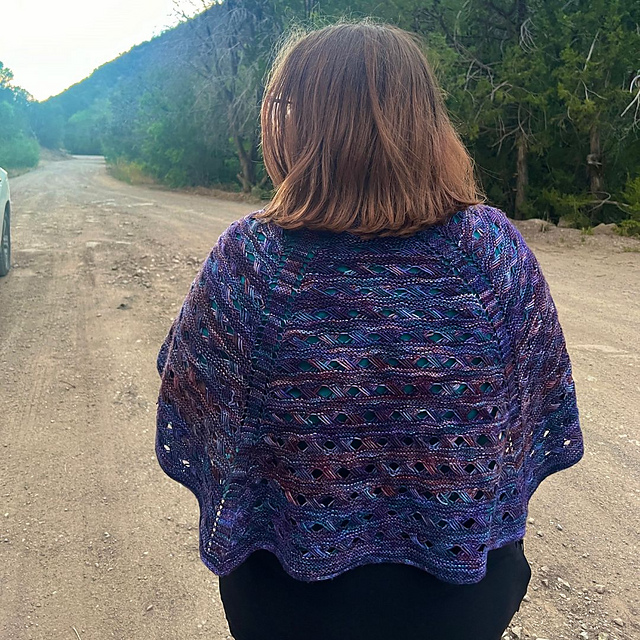 Ravelry: Any way the wind blows shawl pattern by Lois Silva