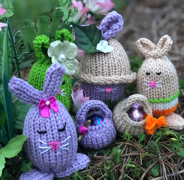 Ravelry: Easter Egg Bunny with Basket pattern by Denise Canela