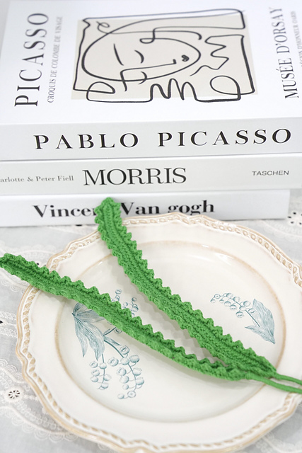 Ravelry: Crochet Serrated Leaf pattern by Loopara Crochet