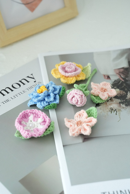 Ravelry: 6 Crochet Flower Applique pattern by Loopara Crochet