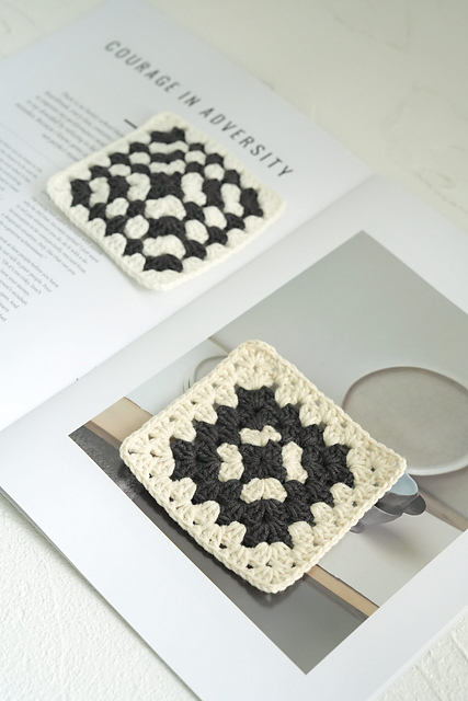 Ravelry: Crochet Black and White Granny Square pattern by Loopara Crochet