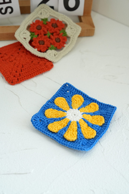 Ravelry: Crochet Easy Daisy Granny Square pattern by Loopara Crochet