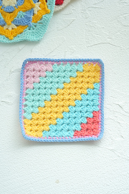Ravelry: Crochet Corner To Corner Granny Square pattern by Loopara Crochet