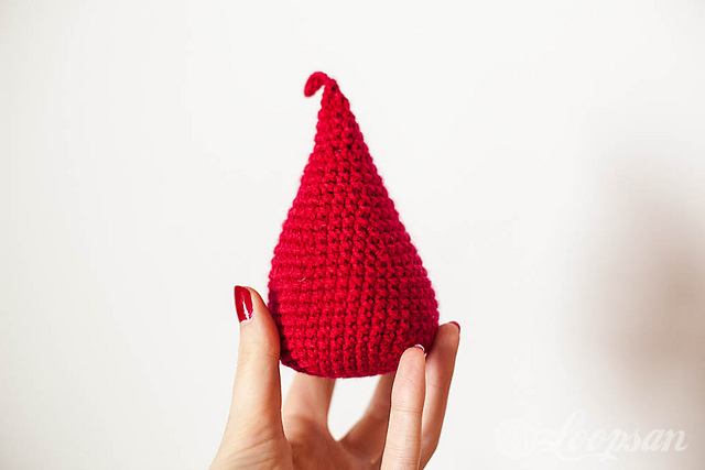 Ravelry: Medium Blood Drop pattern by Loopsan