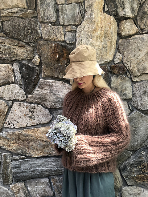 Ravelry: Soft Dream Sweater pattern by Loopy Mango