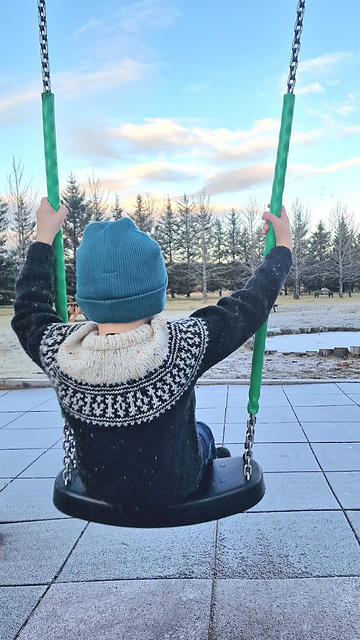 Ravelry: Vargur kids pattern by Lopamunstur
