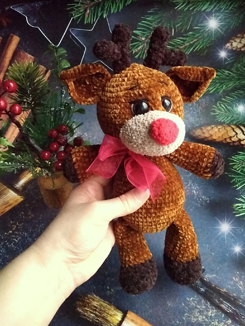 Ravelry: Reindeer Rudolf pattern by Loren Ver