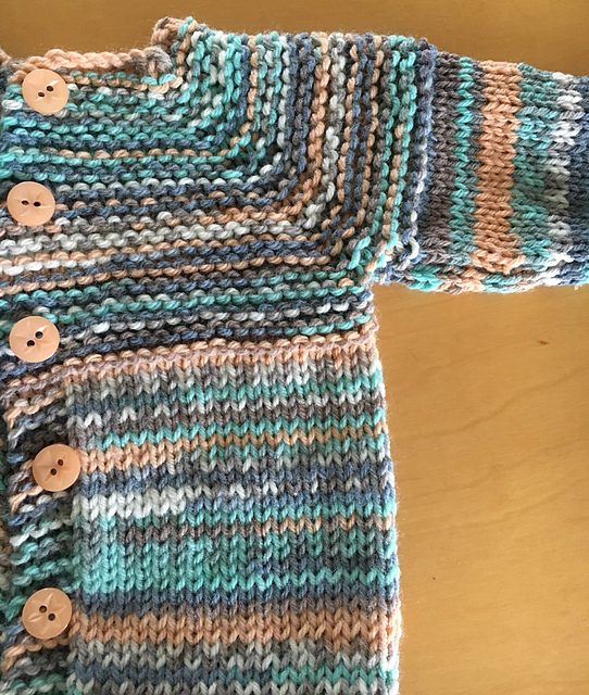 Ravelry: LouDoubleKnitter's Baby Cardi ~ Babbity