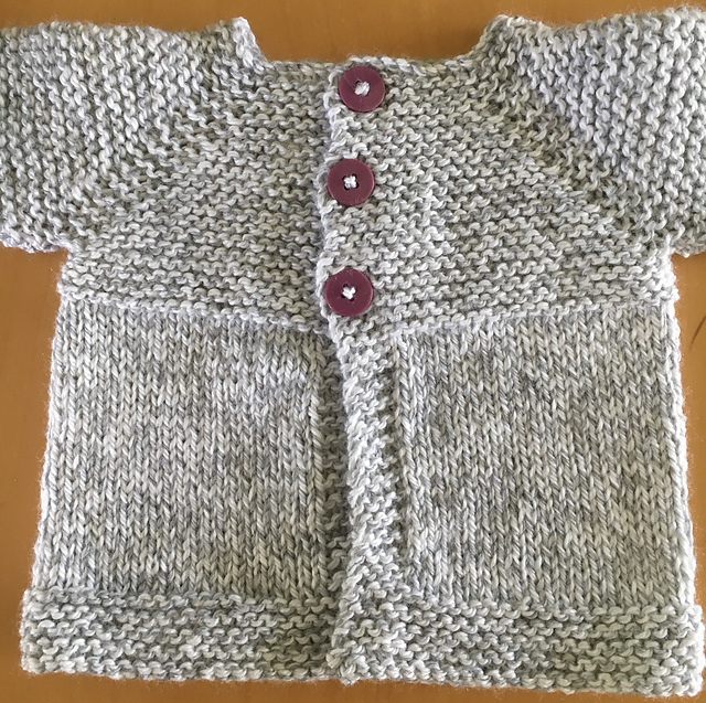 Ravelry: LouDoubleKnitter's Baby Cardi ~ Babbity Grey/White