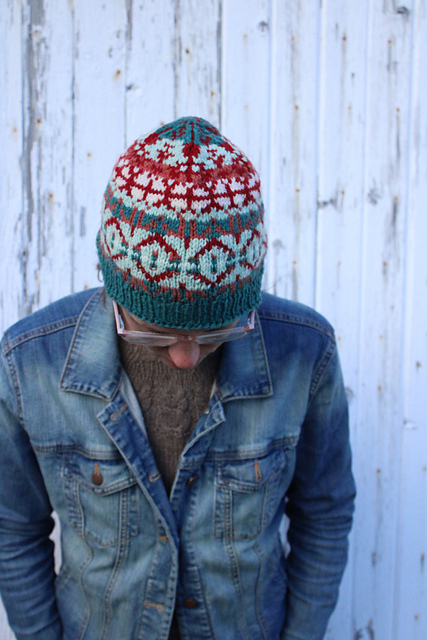 Ravelry: Halfline Hat pattern by Louisa Gauge