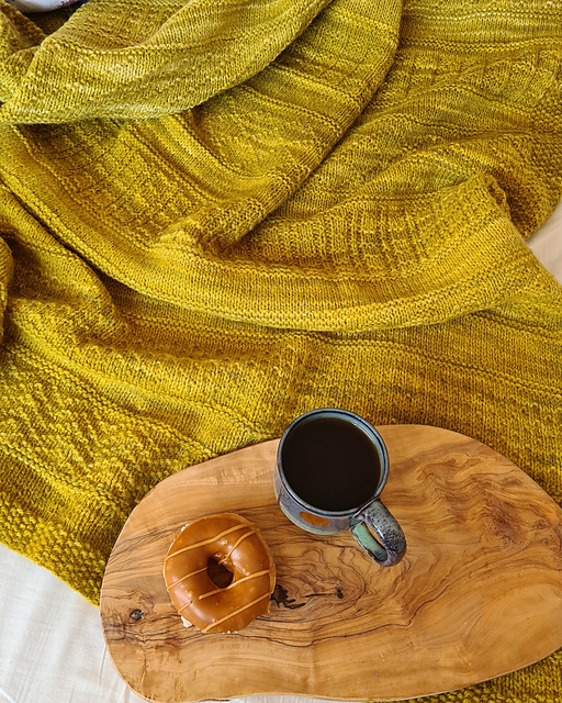 Ravelry: Texture Pop Blanket pattern by Louise Tilbrook