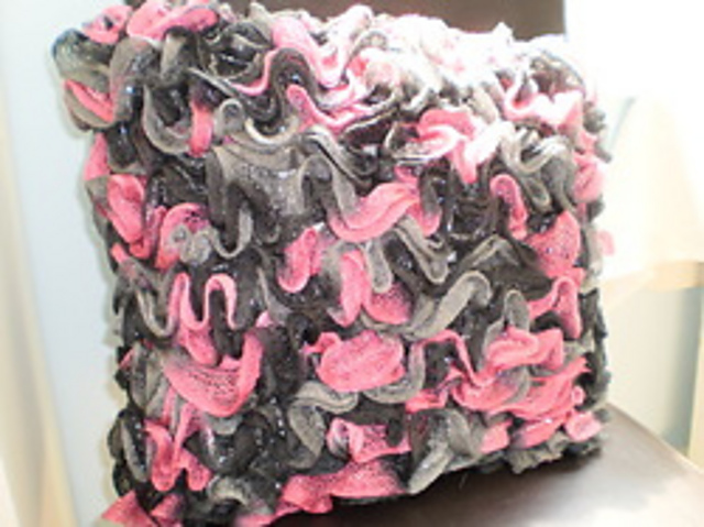 Ravelry: Ruffled Pillow Cover pattern by Paula MacDonald