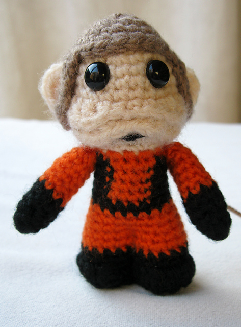 Ravelry: Nien Nunb pattern by Lucy Collin