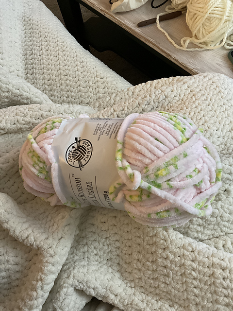 Ravelry: Loops & Threads Sweet Snuggles Lite Blossom