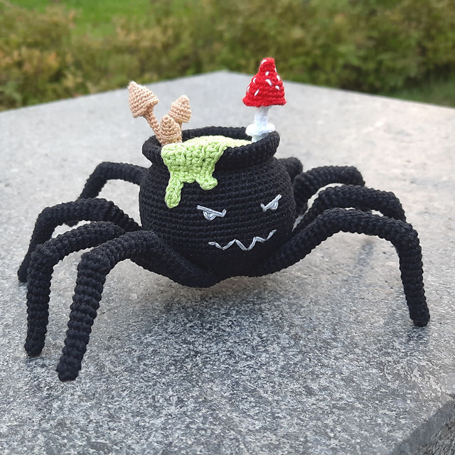 Ravelry: Witch's spider cauldron pattern by Liudmyla Konkina
