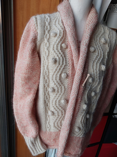 Ravelry: Incantato pattern by Lulexa - Monica Cabral