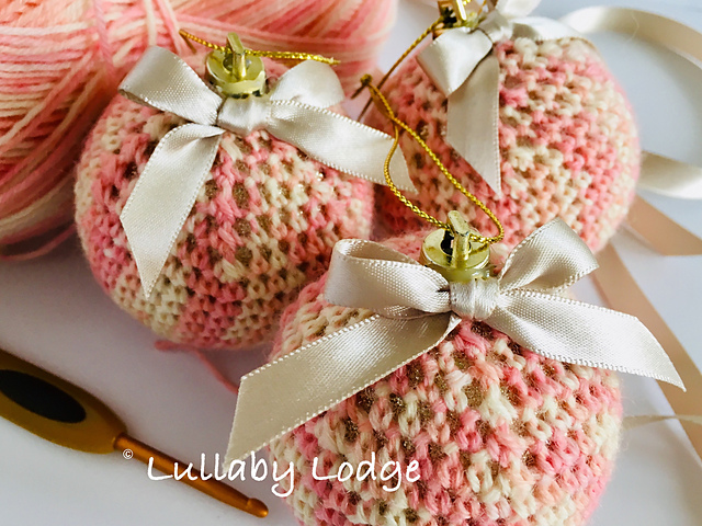 Ravelry: Sock Yarn Baubles pattern by Catherine McLennan