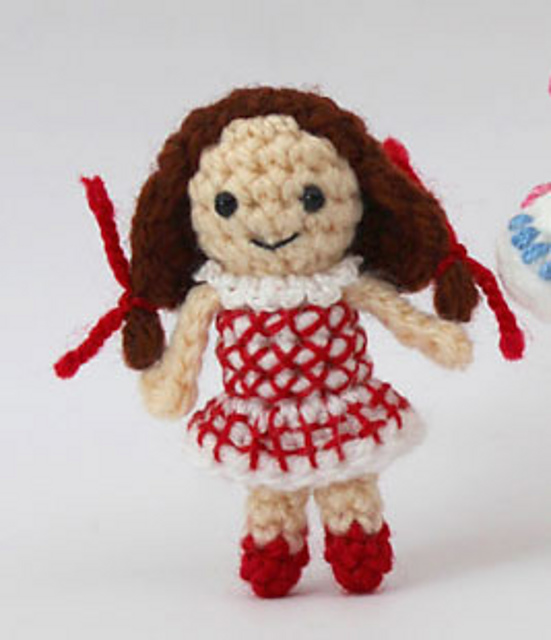 Ravelry: Misfit Doll pattern by Kati Galusz