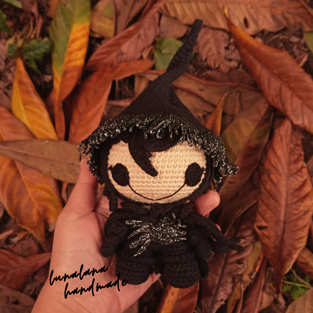 Ravelry: Ala Negra pattern by Luna Lana Handmade