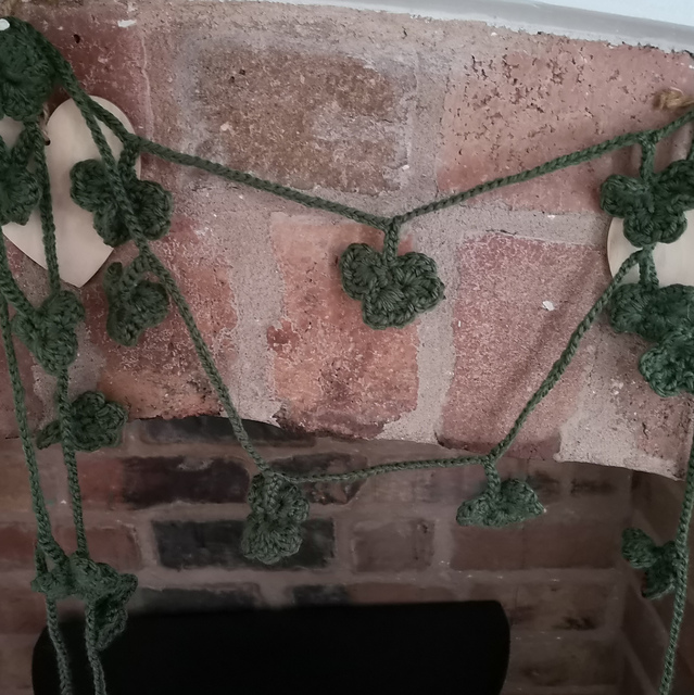 Ravelry: Shamrock garland trail pattern by Kat Witherall