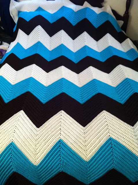 Ravelry: LuvizBlind's Large Chevron Afghan