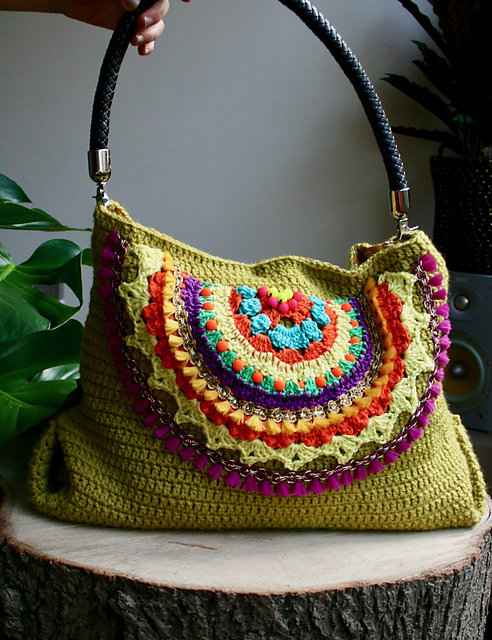 Ravelry: Boho Beaded tote bag 275 pattern by Luz Mendoza