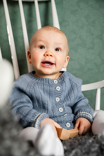 Ravelry: Imagine Cardigan pattern by Annelie Thomasson