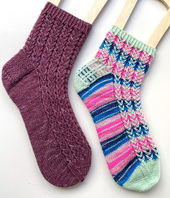 Ravelry: Harpun Socks pattern by Karen S. Lauger