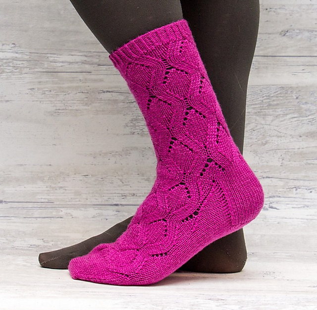 Ravelry: Sway pattern by Karen S. Lauger
