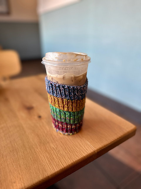 Ravelry: No Sweat Cup Cozy pattern by Lynette Vierra