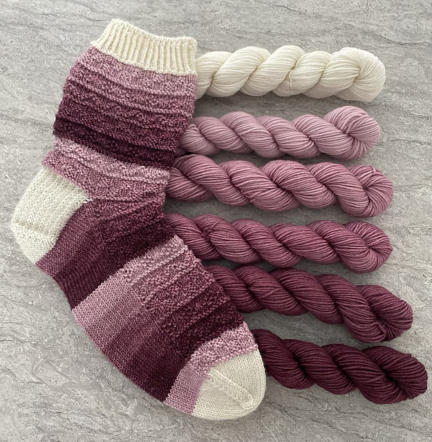 Ravelry: Emma pattern by Marie Claude Goulet