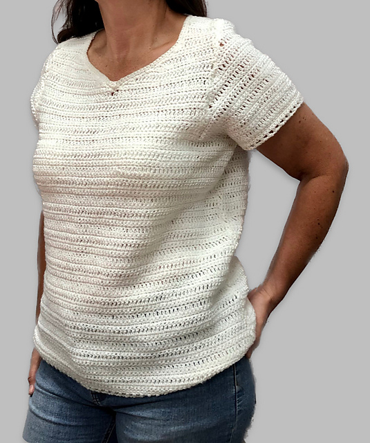 Ravelry: Soft Sheen Top pattern by Lynda van der Merwe