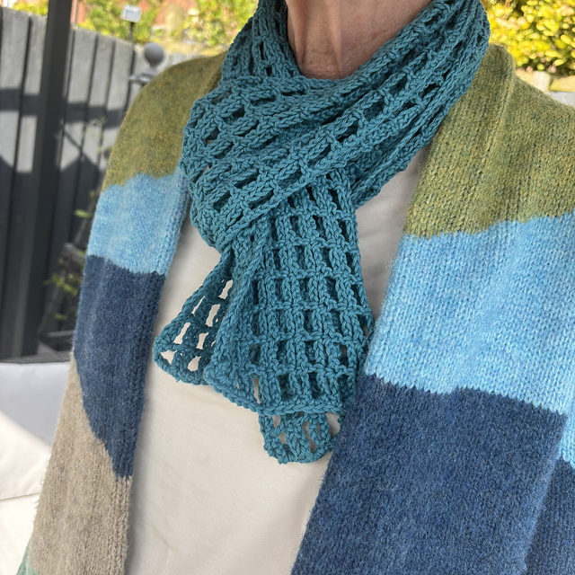 Ravelry: Trellis Scarf pattern by Knit Crochet Create