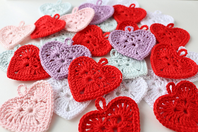 Ravelry: Small Crochet Heart pattern by Milimagfa