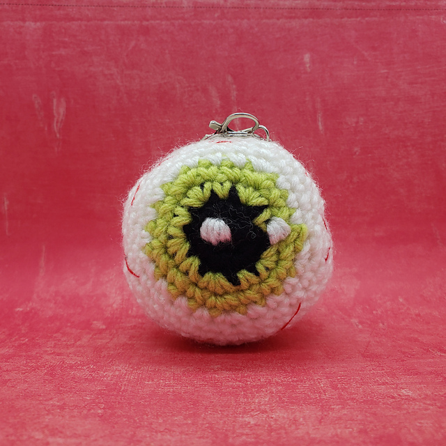Ravelry: Eyeball Crochet Keyring Halloween pattern by Erika Mesina