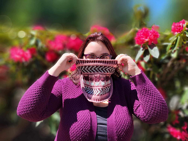 Ravelry: Rise of the Tulips Cowl pattern by Madison Bruce-Ramalhosa