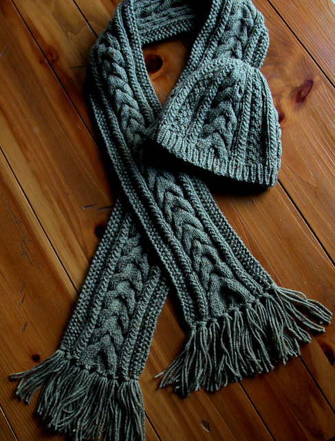 Ravelry: Willowbottom Hat & Scarf pattern by Michele DuNaier